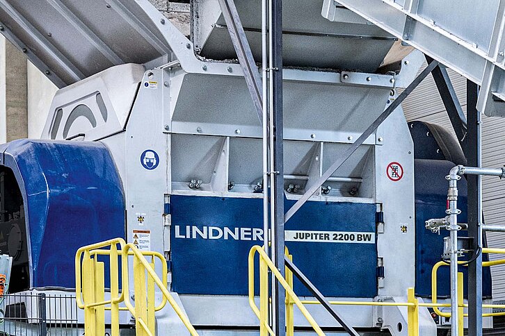 MAKE THE MOST OF WASTE: Lindner Recyclingtech